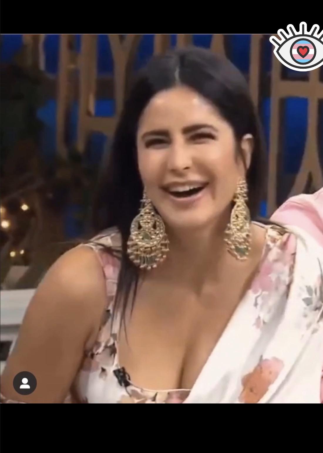 Katrina’s milky cleavage | Scrolller