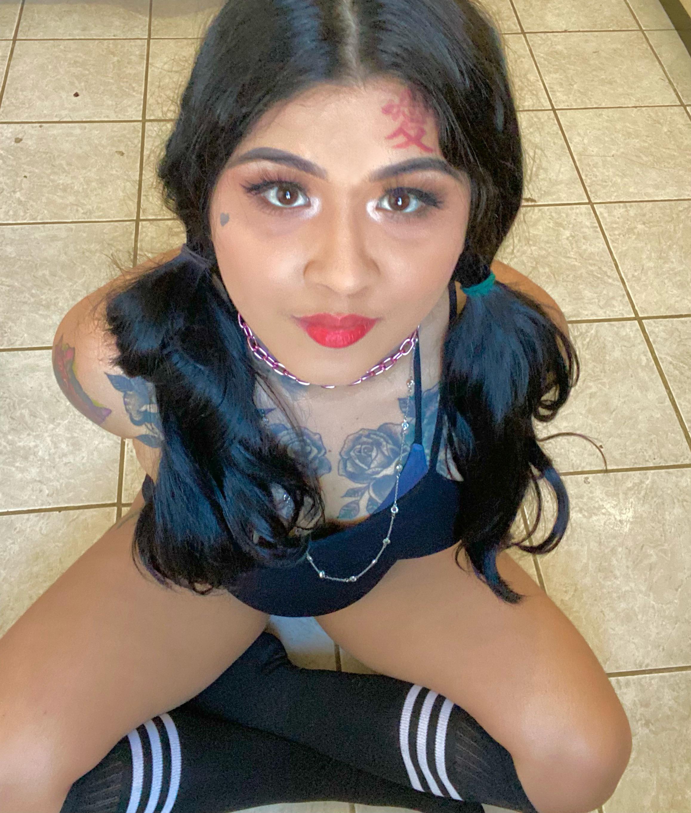 Keep emo alive 🥺 | Scrolller