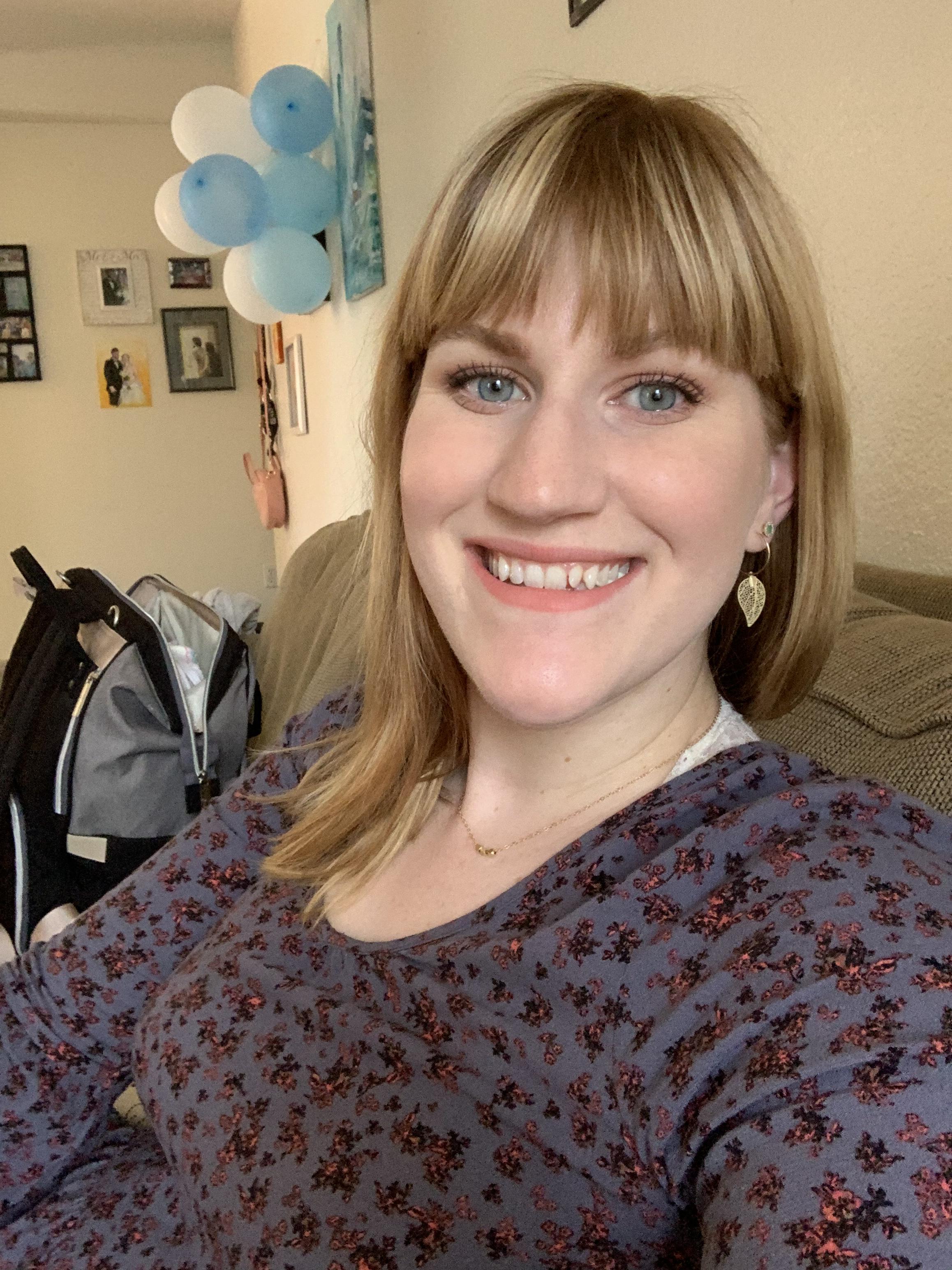 Keeping it simple with rose gold and peach tones! | Scrolller