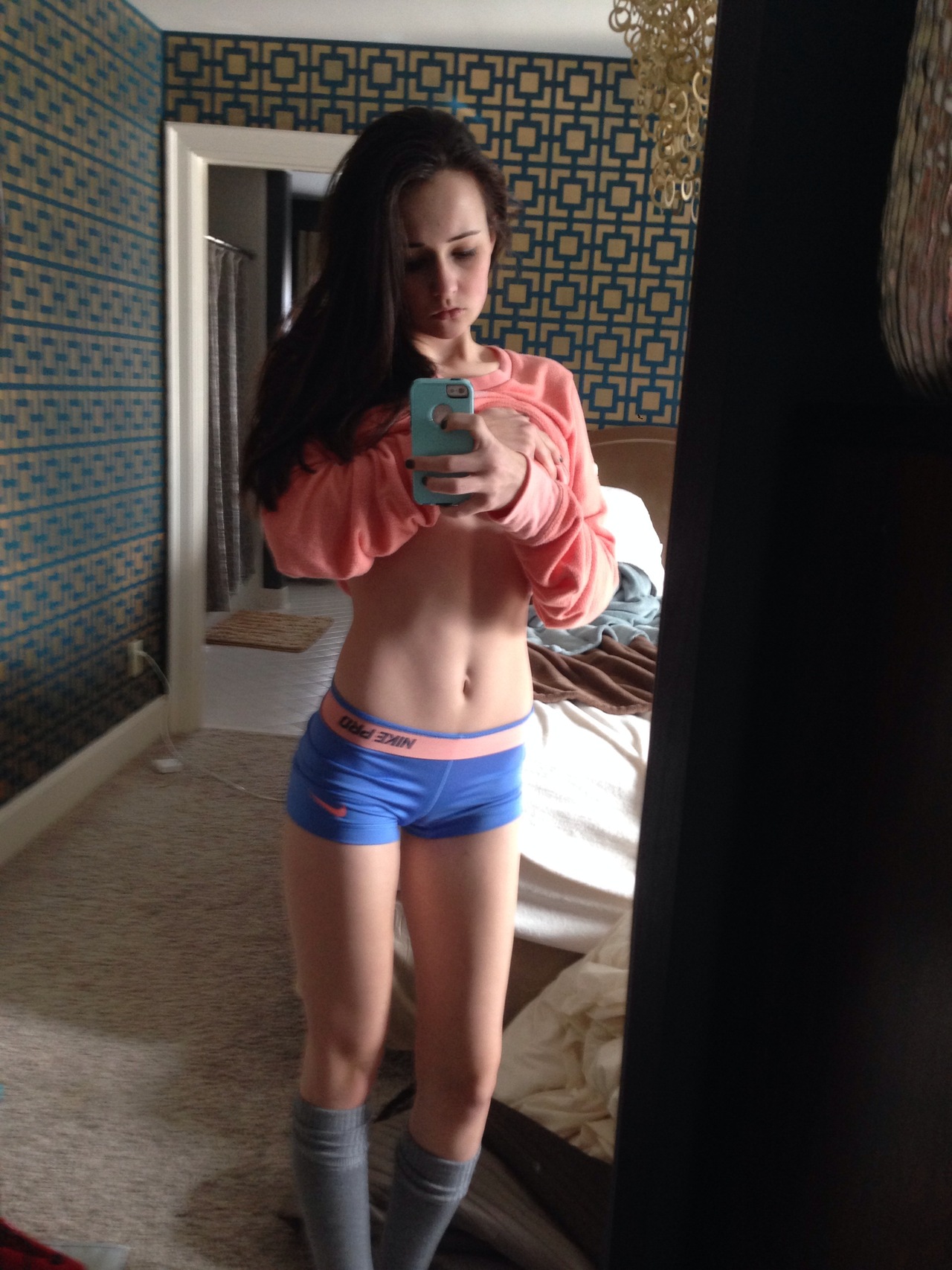 Keeping things tight | Scrolller