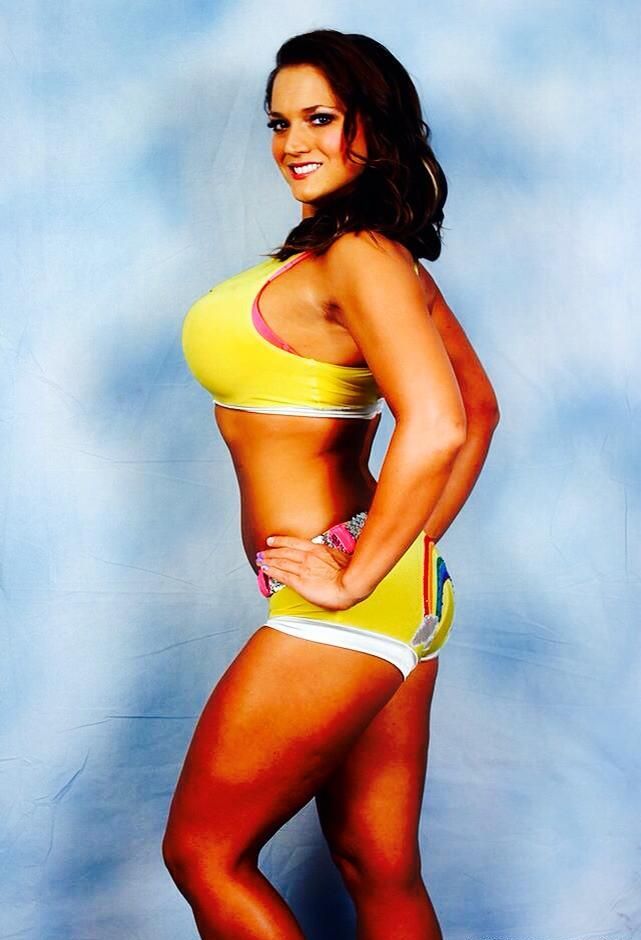 Kelly Klein and her torpedoes | Scrolller