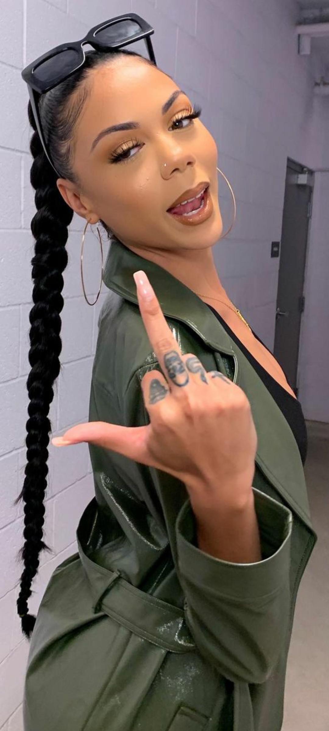 Kenya Scott | Scrolller