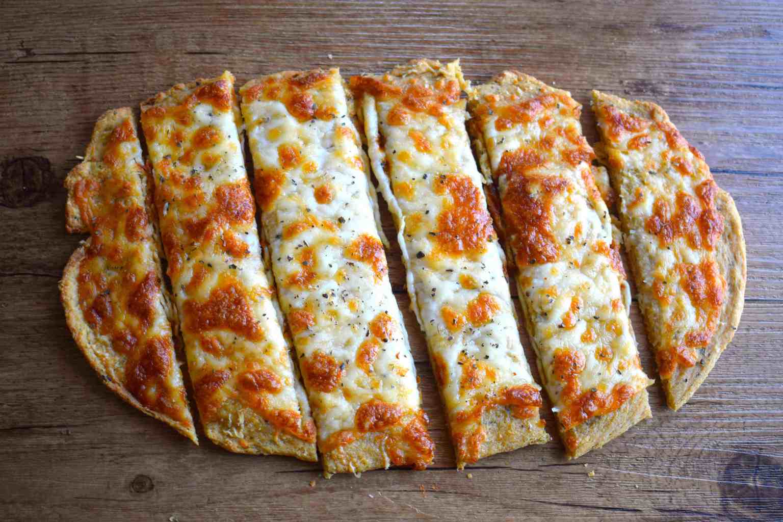 Keto Cheesy Bread | Scrolller