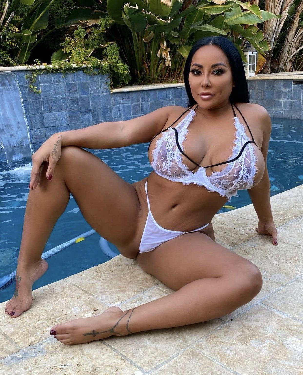 Kiara Mia 😍 | Scrolller