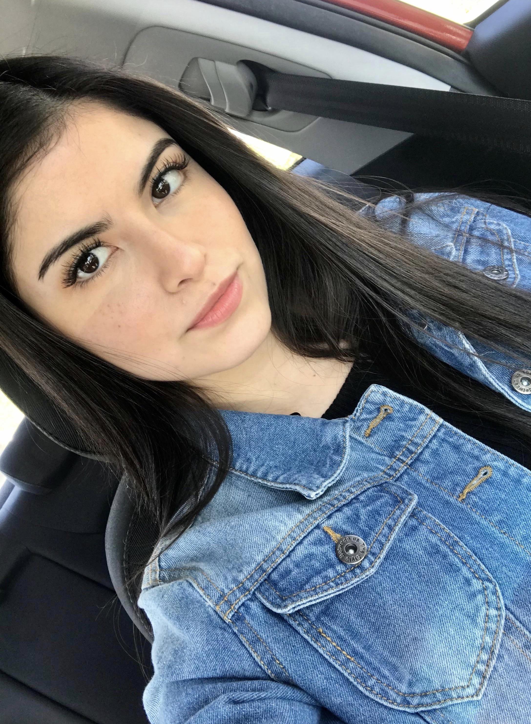 Kik in bio | Scrolller