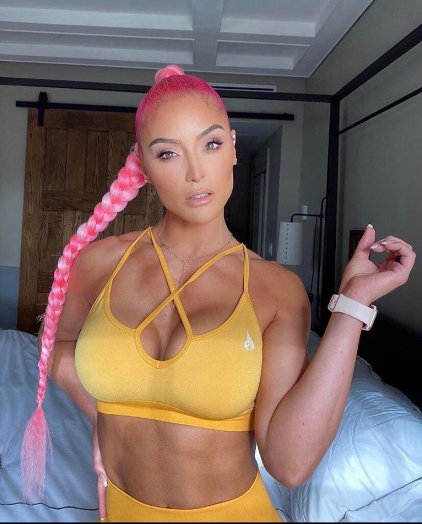 Killer body | Scrolller