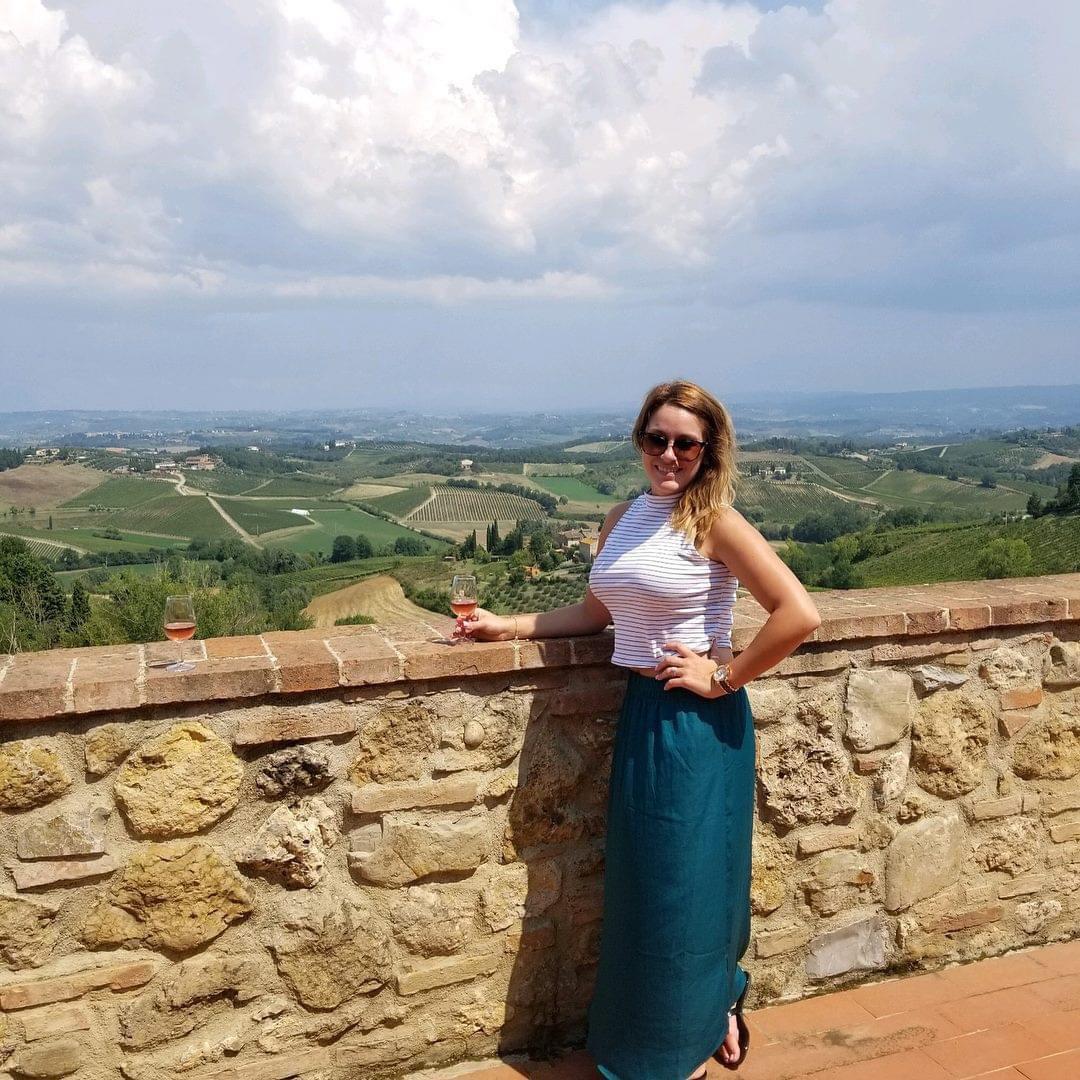 Kinda hard to hide the girls | Scrolller