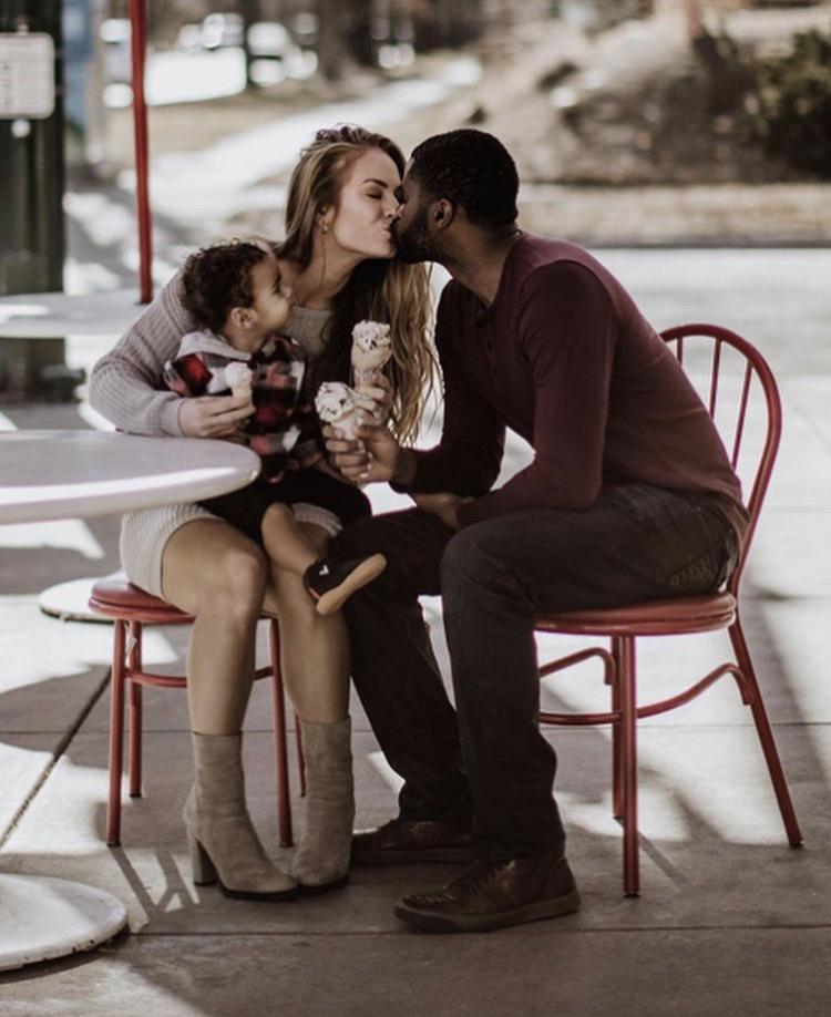 Kisses for the future | Scrolller