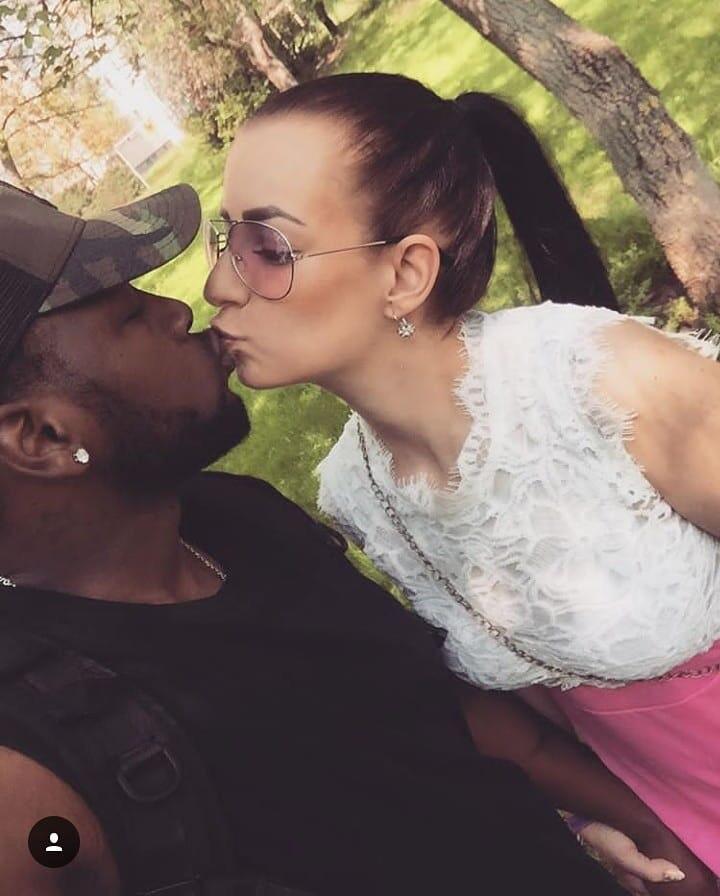 Kisses in the park somewhere in Paris | Scrolller