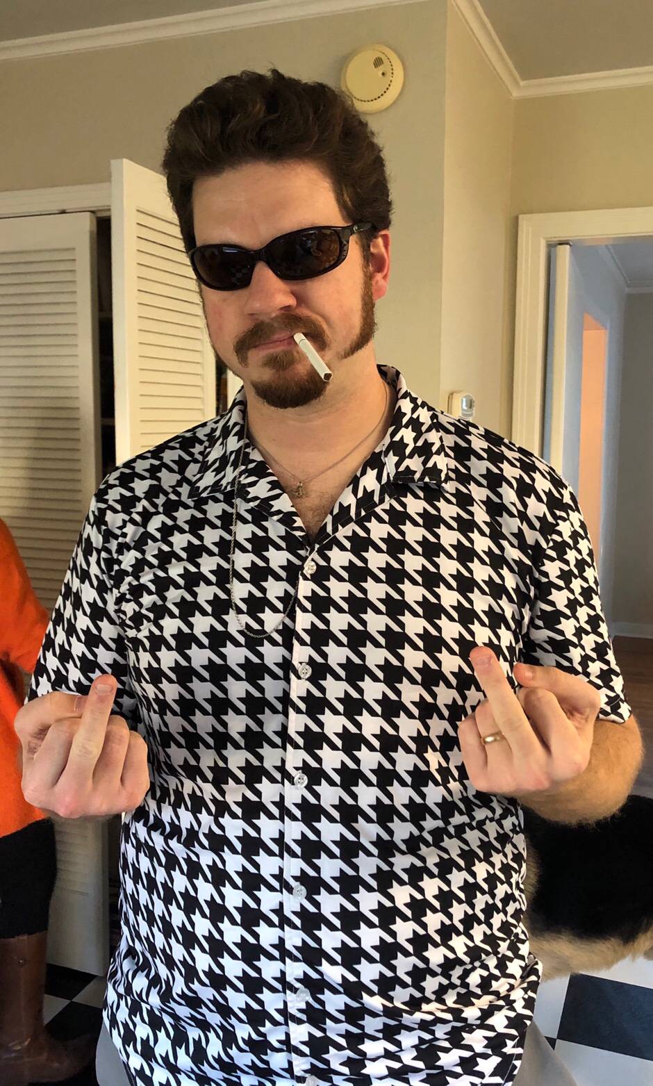 Knock knock boys | Scrolller