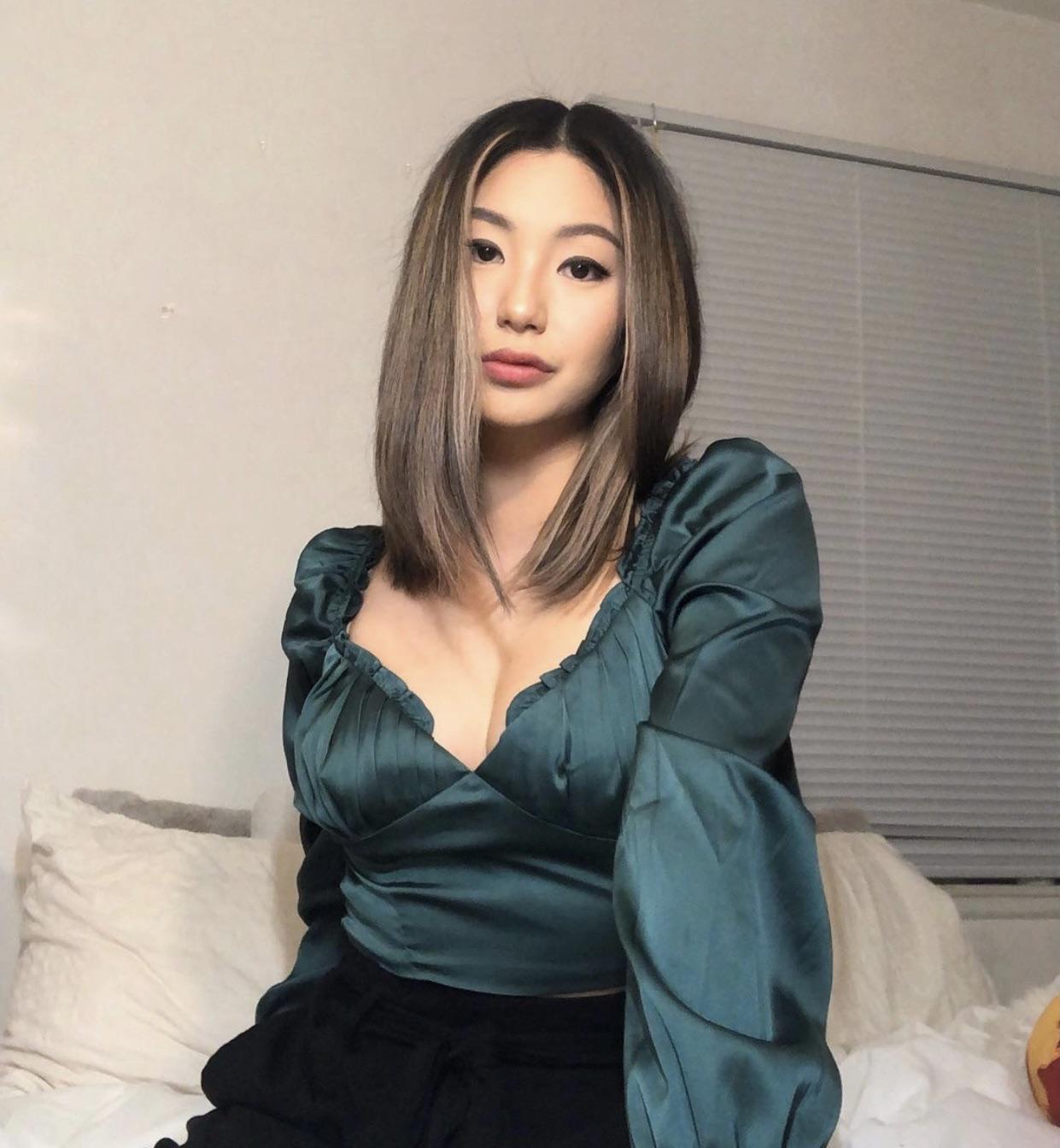 Korean cutie | Scrolller