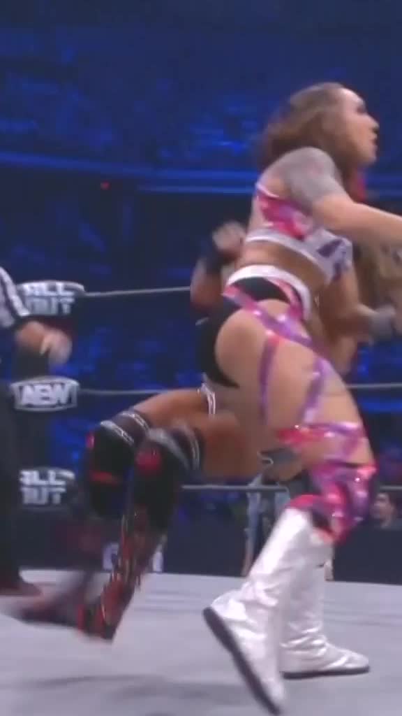 Kris Statlander | Scrolller