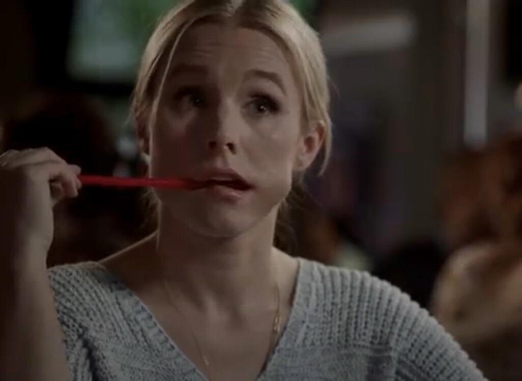 Kristen Bell Ready To Suck You Off Under The Table At Dinner With Her