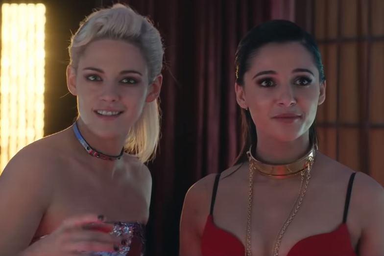 Kristen Stewart And Naomi Scott Scrolller