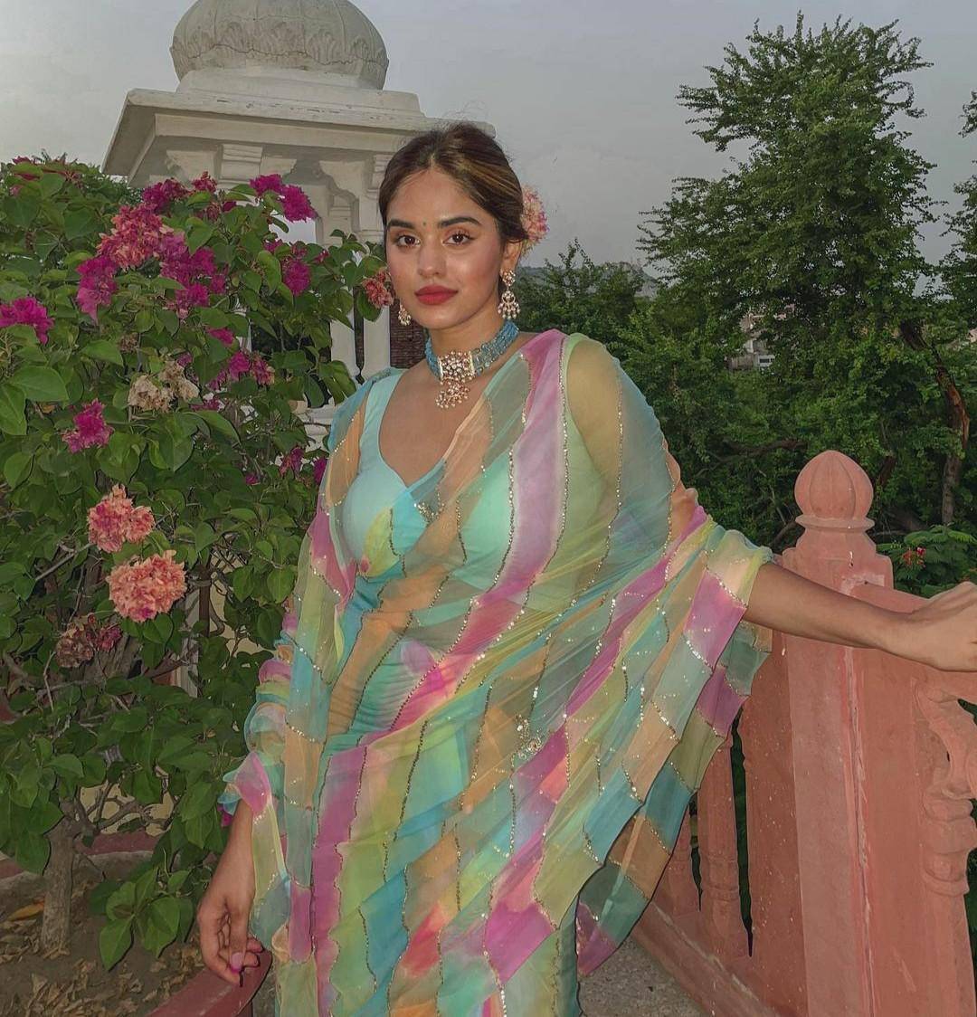 Kya karoge iss hindu randi k sath | Scrolller