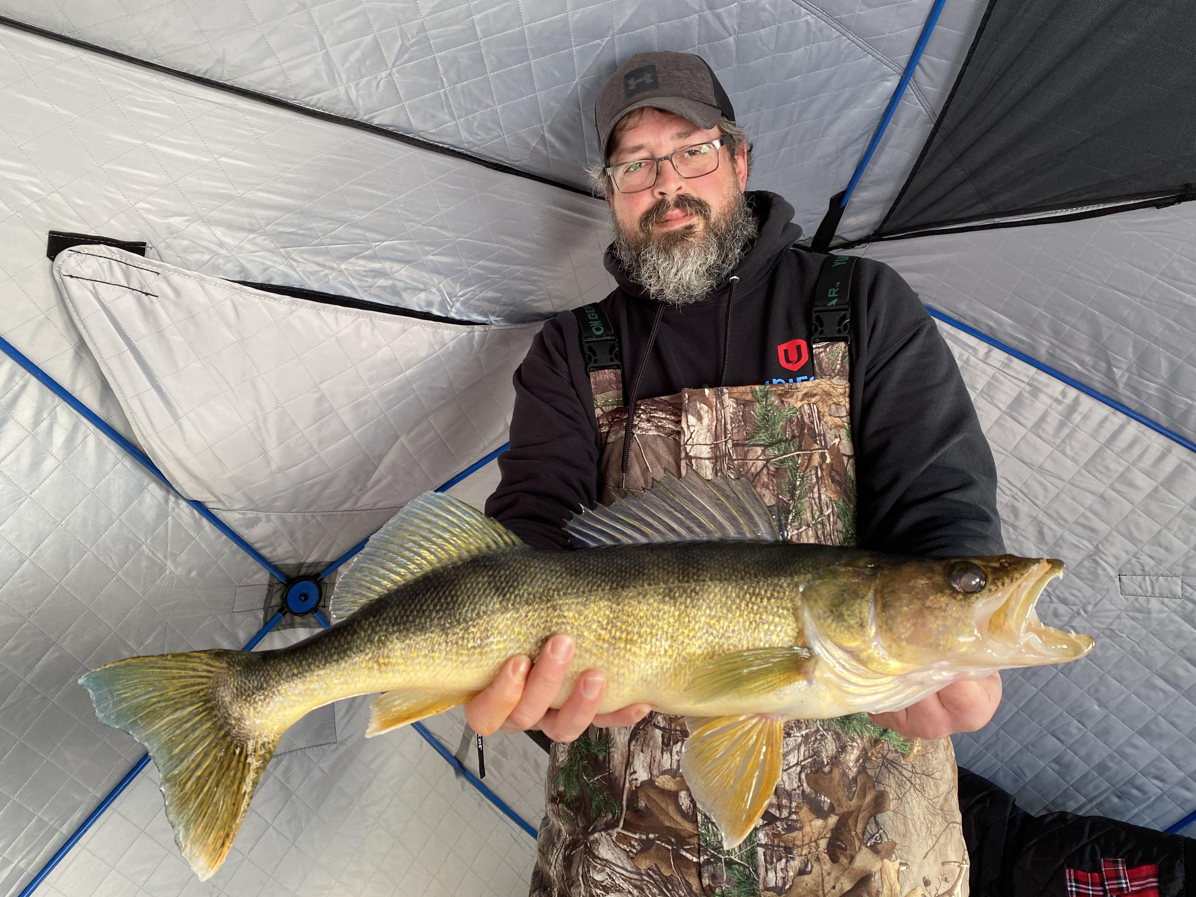 Lac Des Mille Lac Walleye December 31 | Scrolller