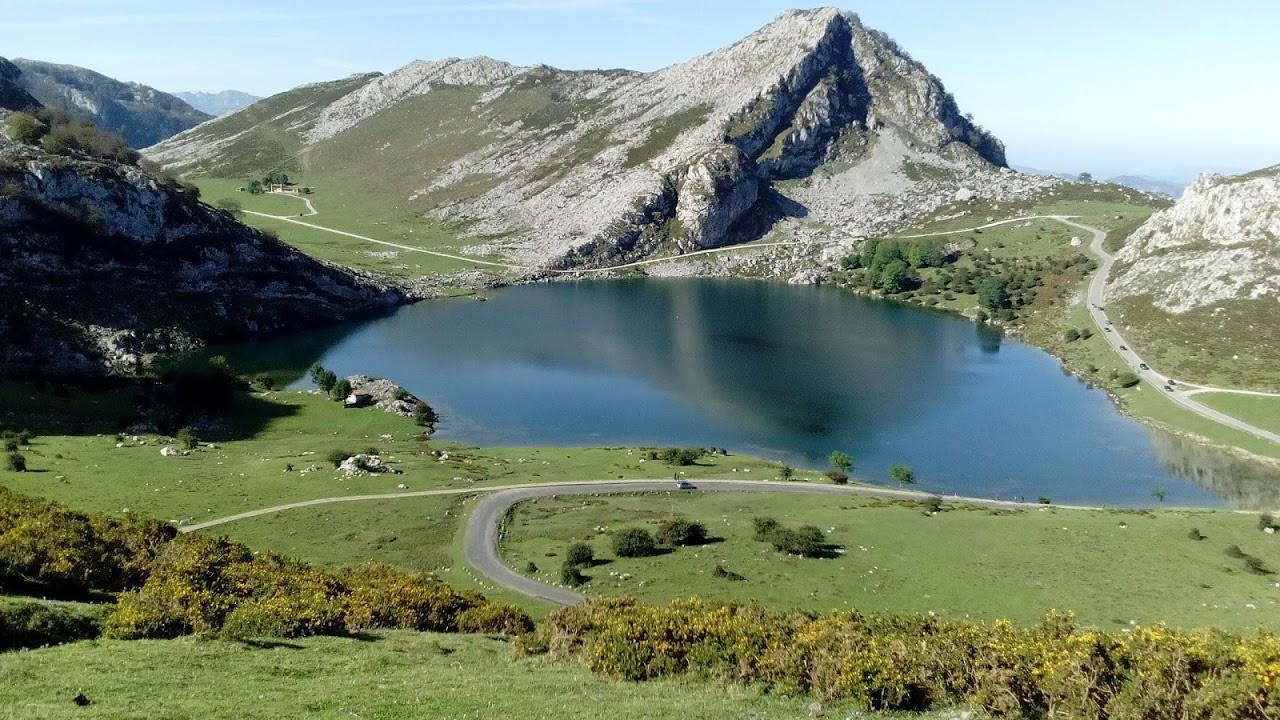 Lagos De Covadonga. | Scrolller