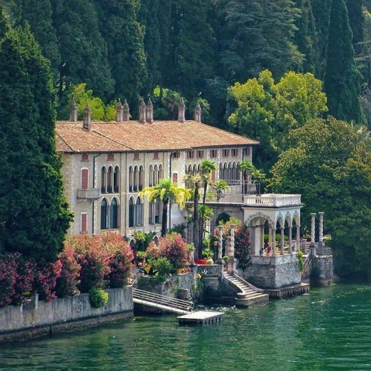 Lake Como, Northern Italy | Scrolller