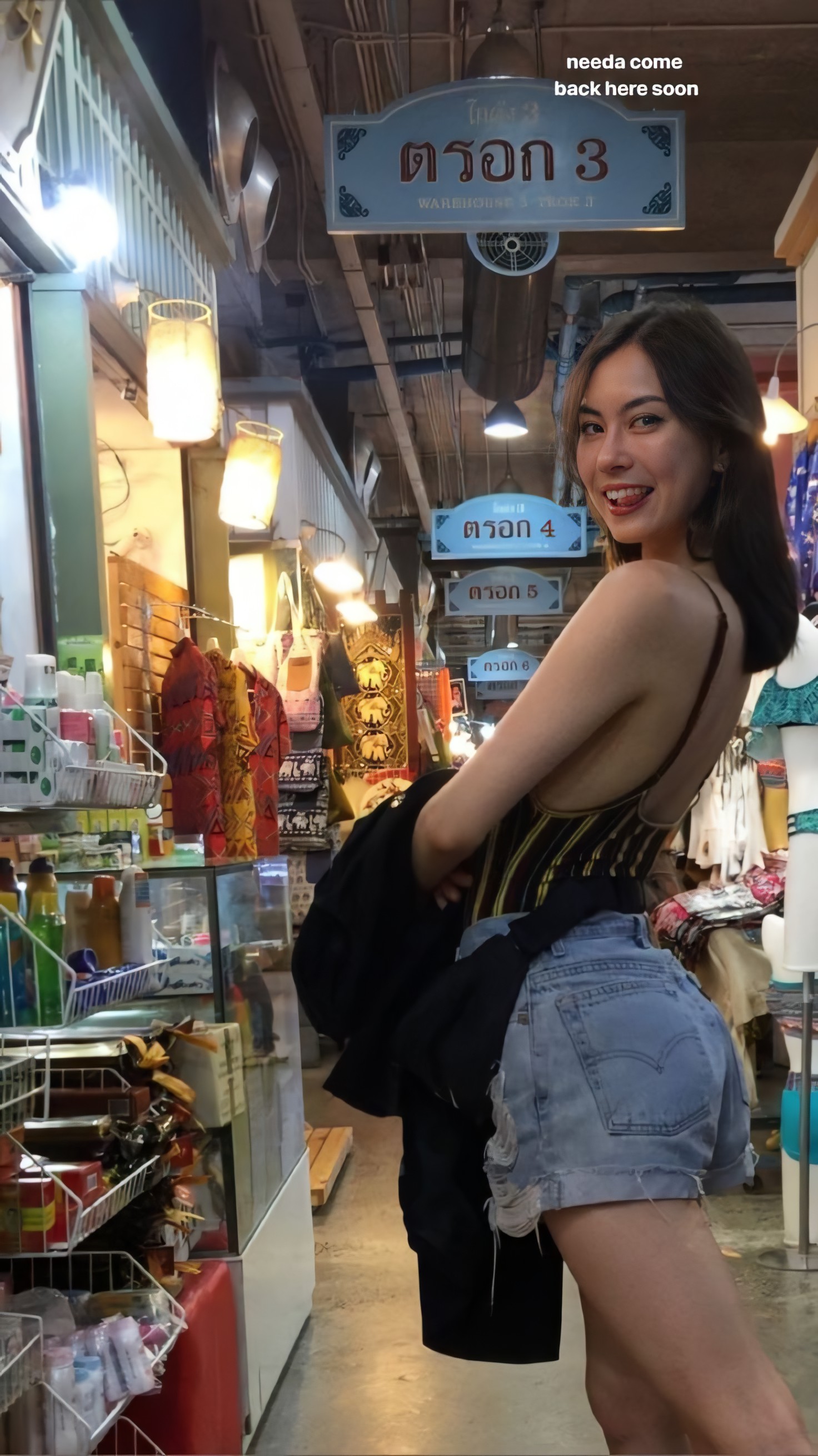 Lala in Bangkok | Scrolller