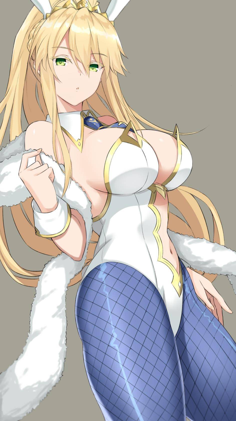 Larturia likes what she sees | Scrolller