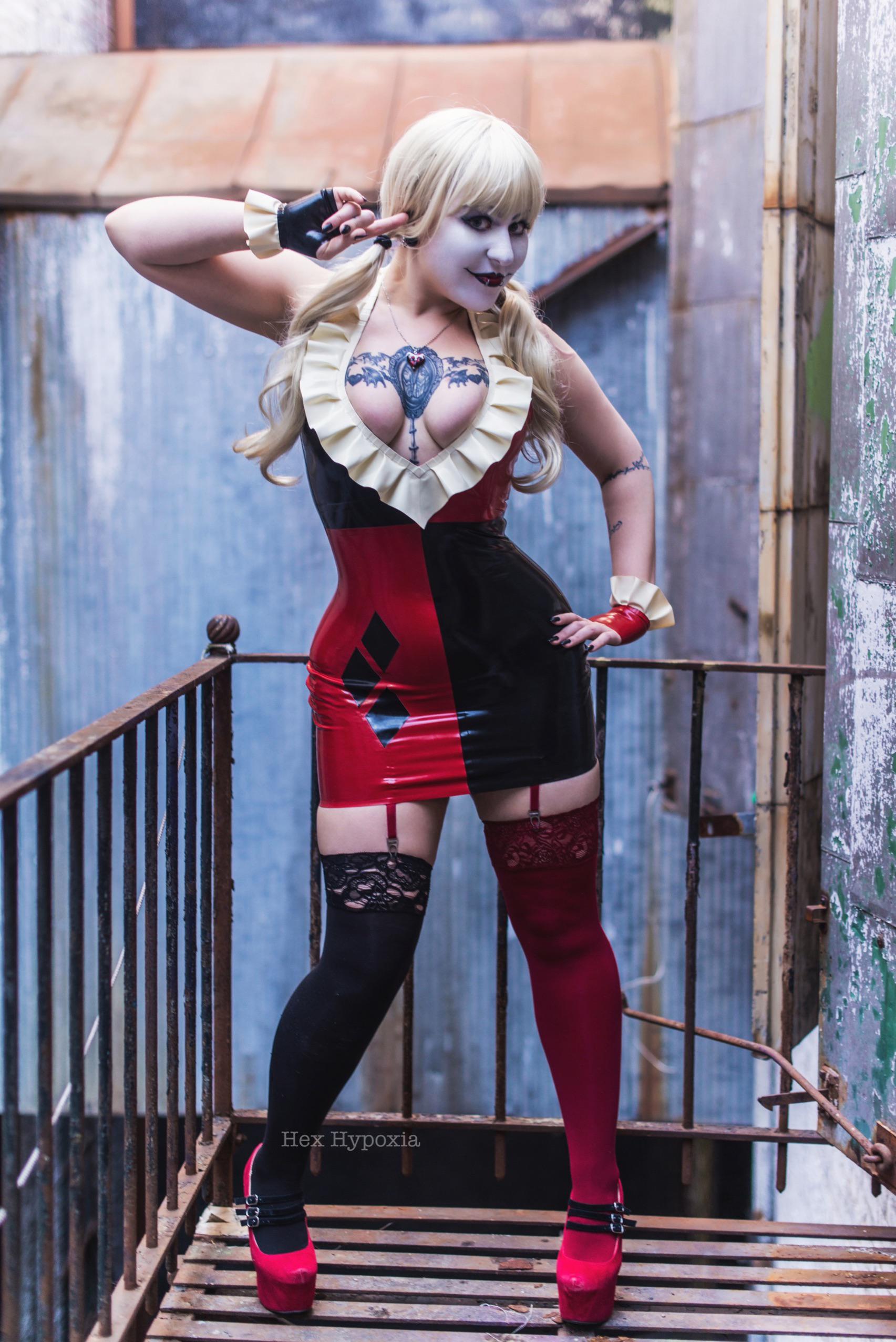 Latex Harley Quinn by Hex Hypoxia | Scrolller