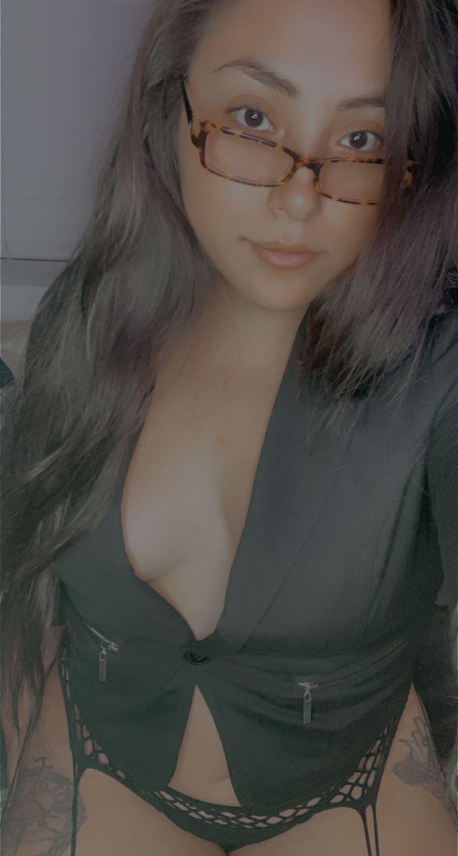 Would you cum on my face? 🤭 | Scrolller