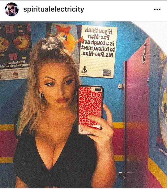 Laura bessette | Scrolller