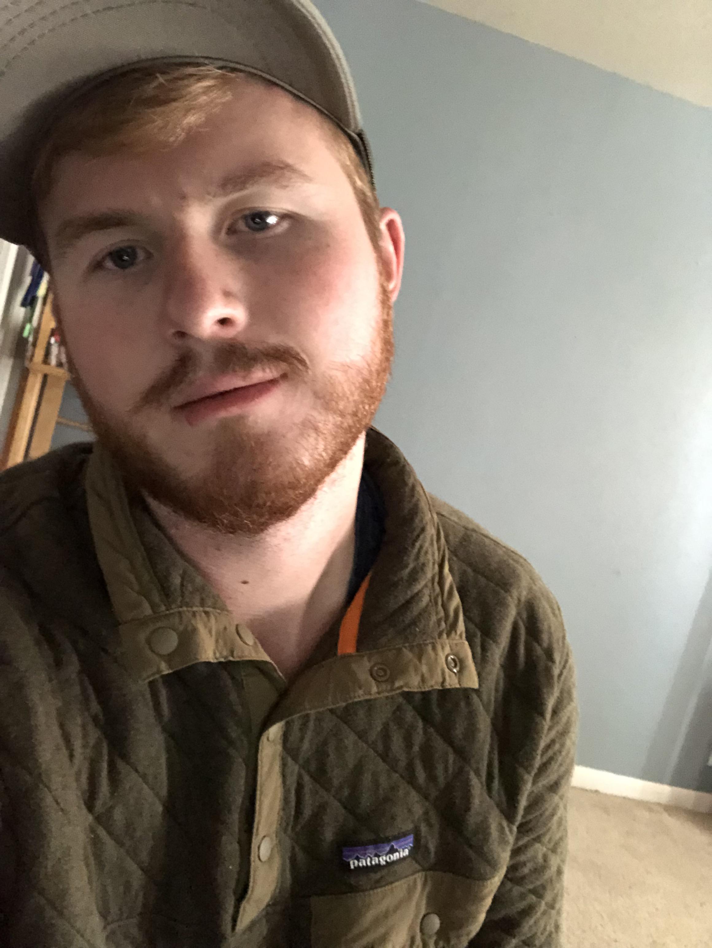 Lazy day with some league! | Scrolller