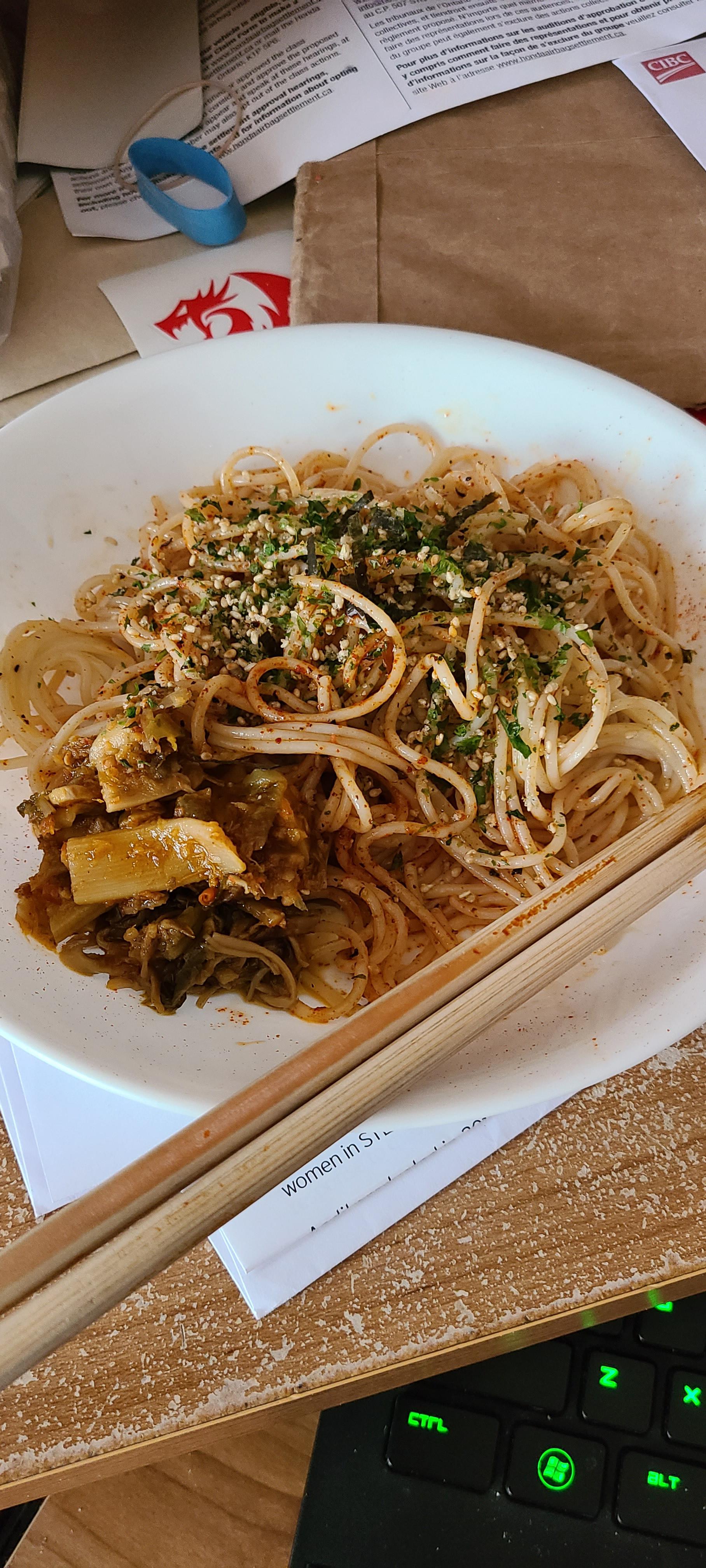 Lazy Spaghetti Lunch | Scrolller