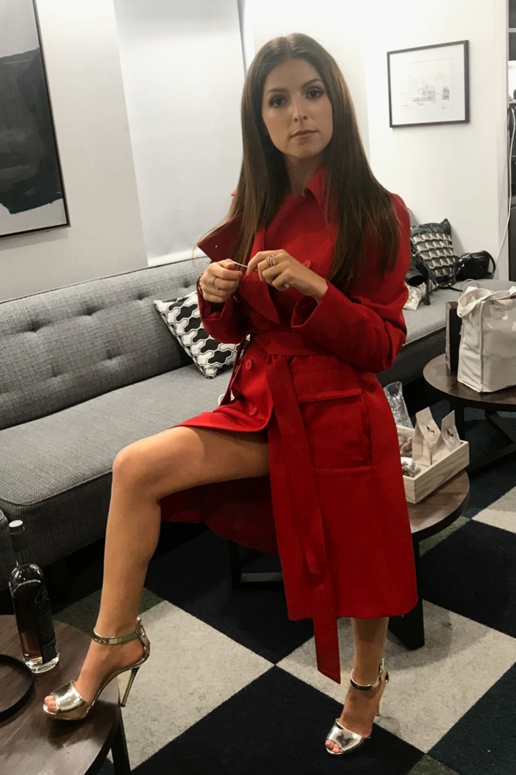 Leg Show | Scrolller