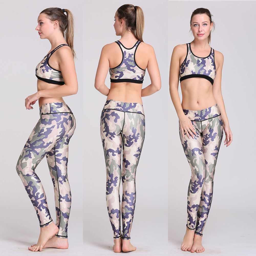 Leggings model | Scrolller