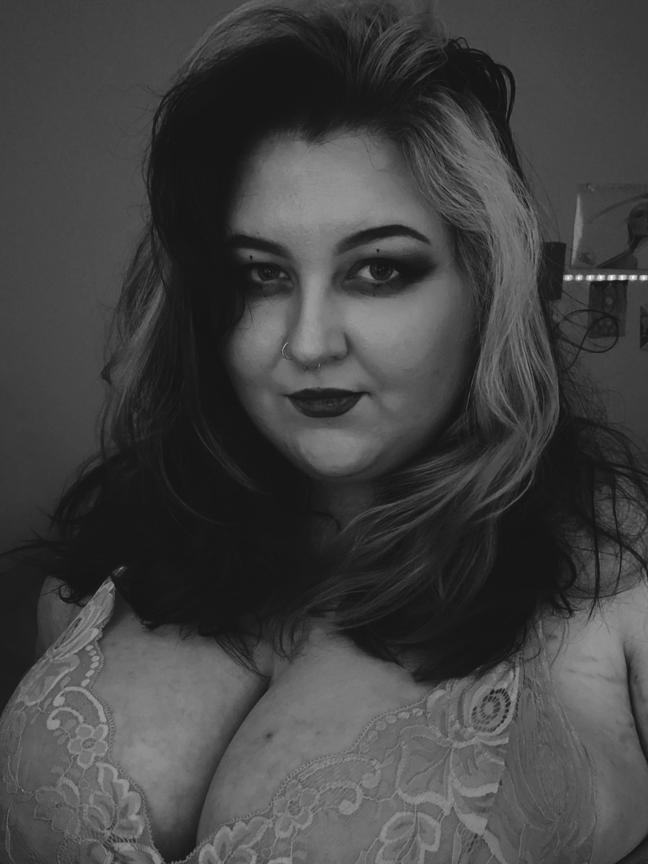 Let me drain every last drop from you with these 😈 | Scrolller