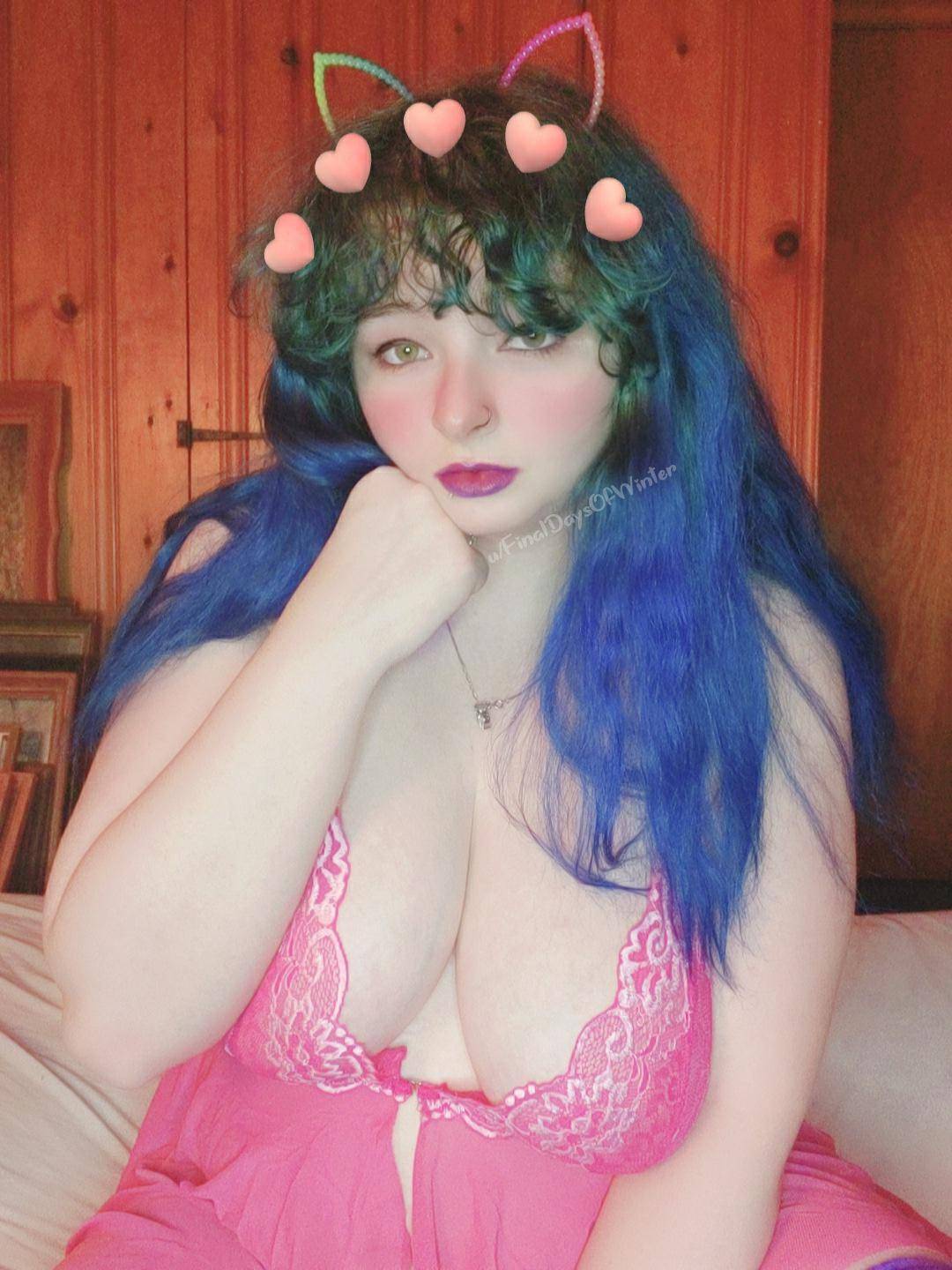 Lewd Selfie Time! | Scrolller