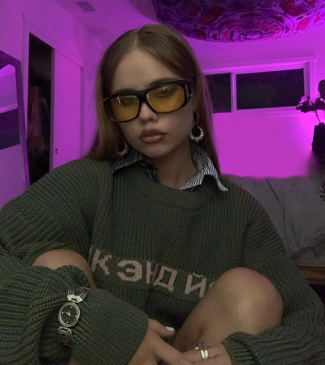 Lexee Smith | Scrolller