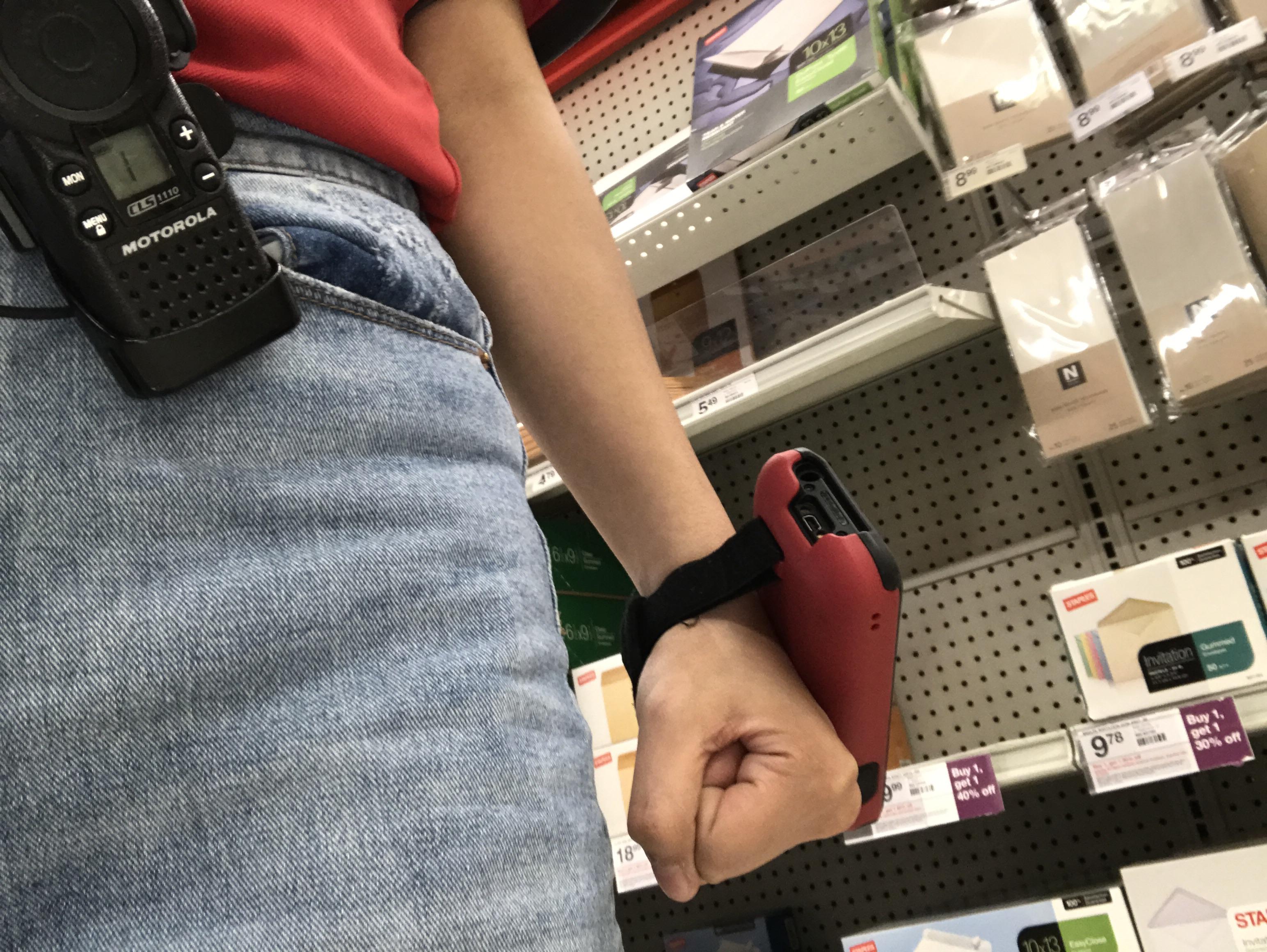 Life Of A Staples Employee Scrolller