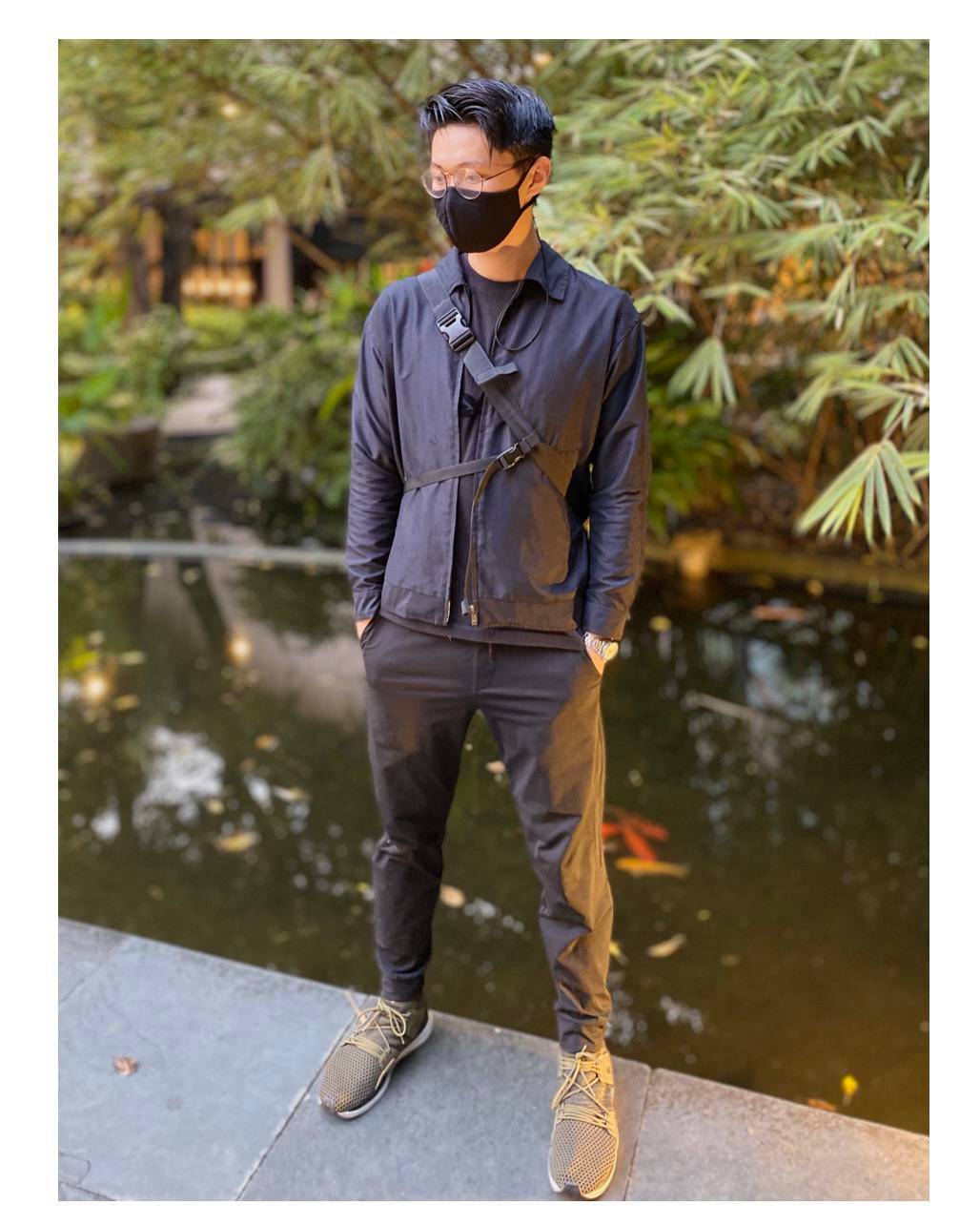 Light everyday techwear | Scrolller