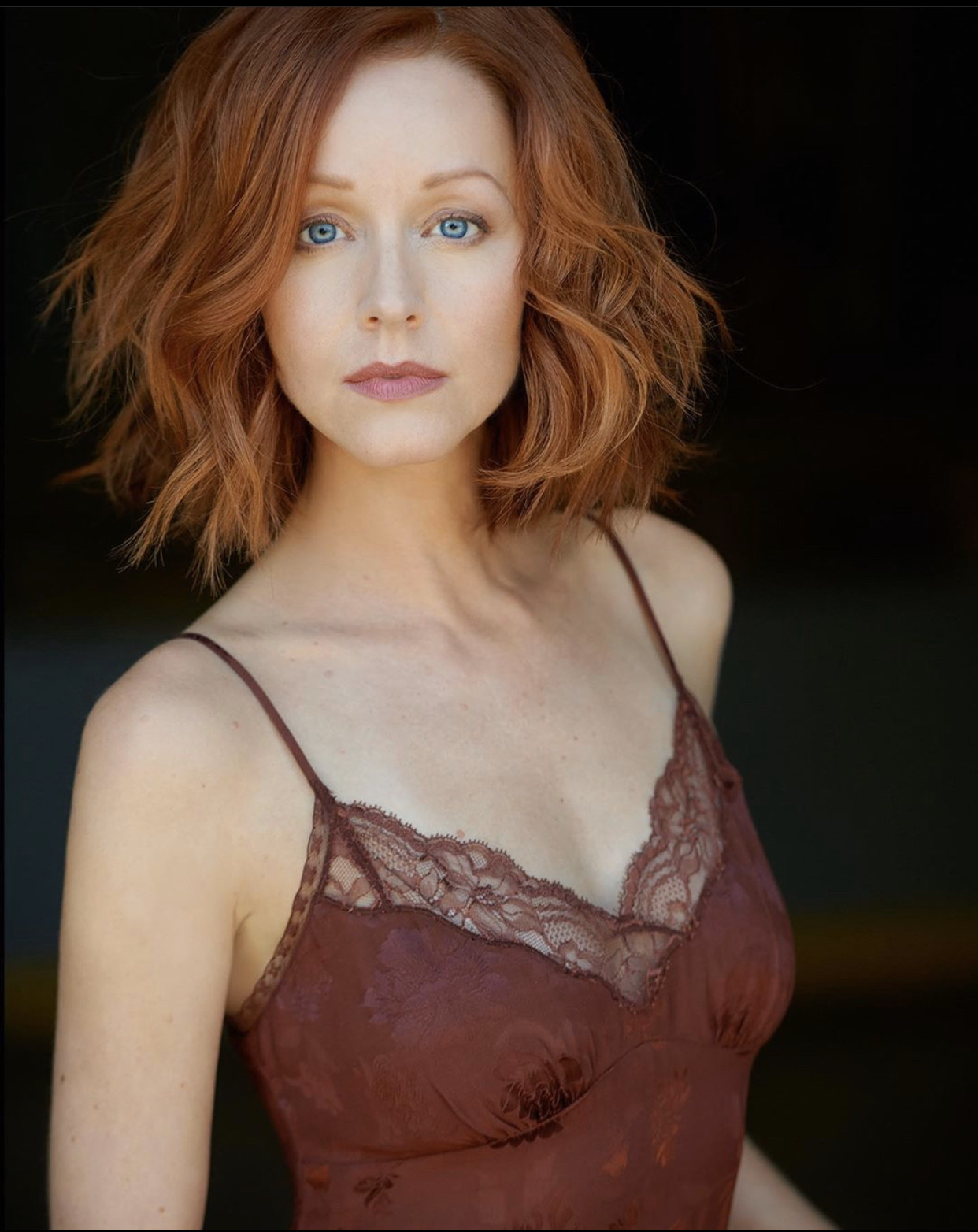 Lindy Booth | Scrolller