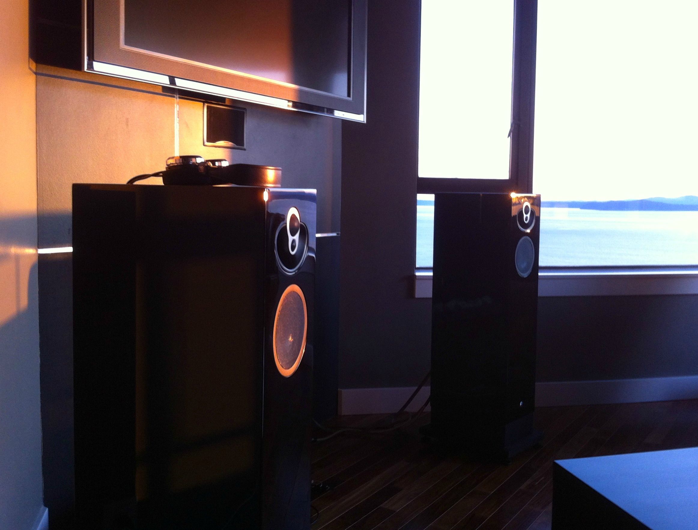 linn majik isobarik with aktiv bass | Scrolller