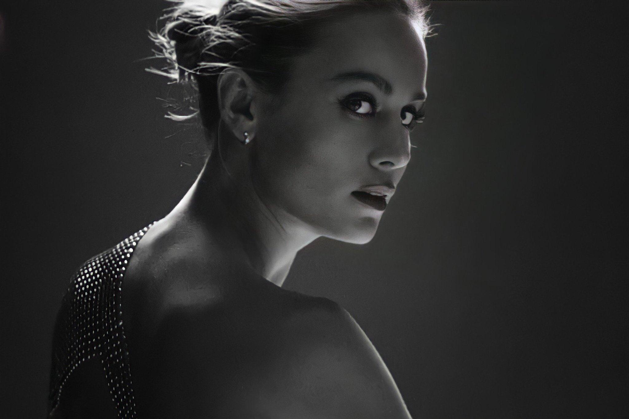 Literally glowing | Scrolller