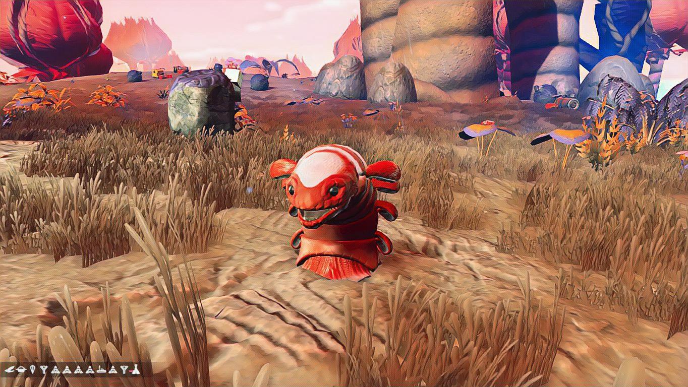 Little happy Red Worm | Scrolller