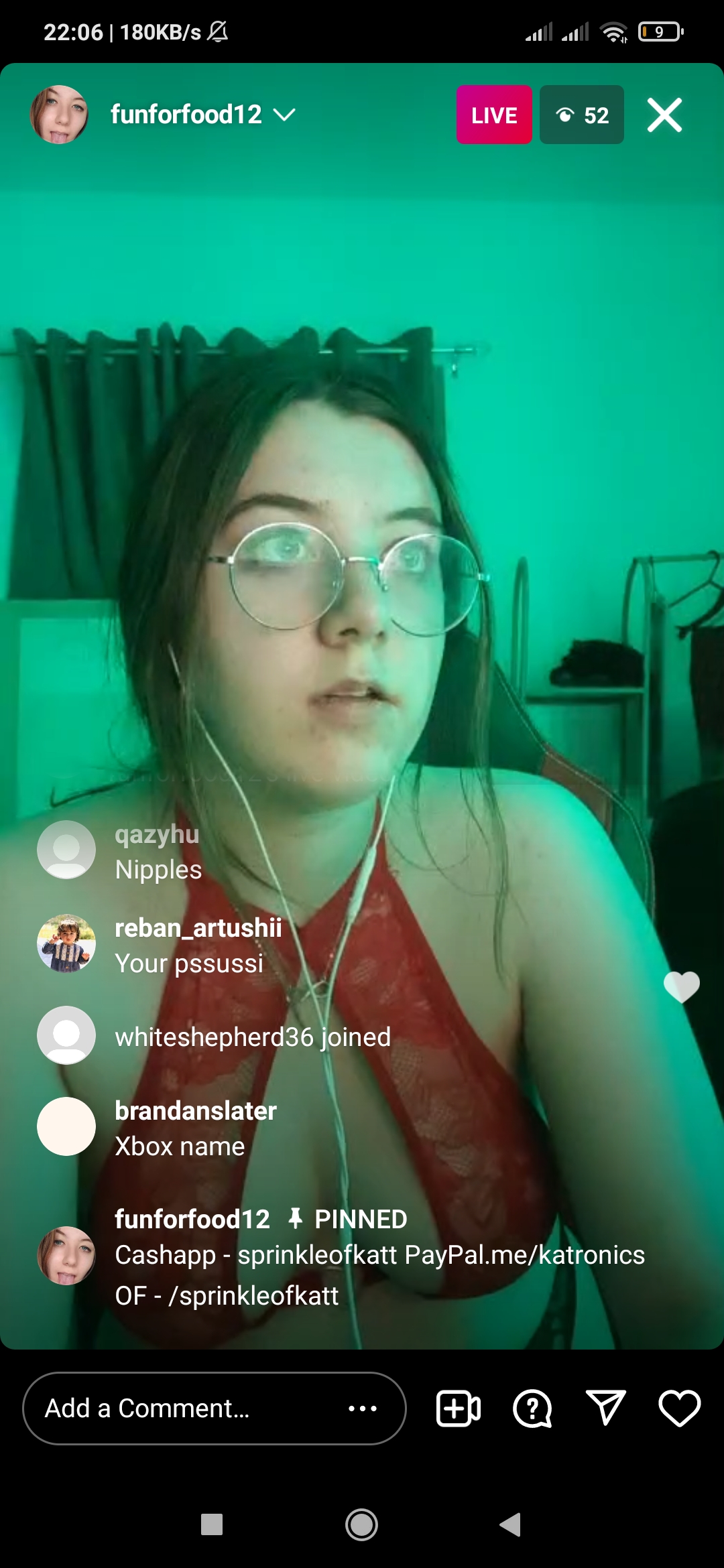 Live now | Scrolller