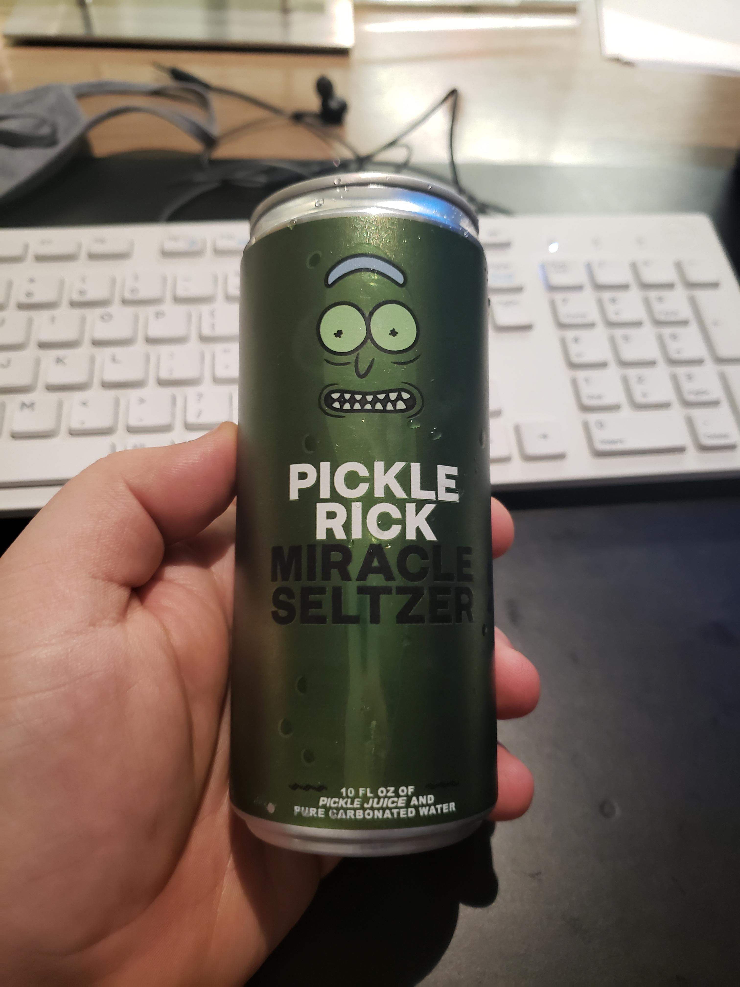 Look Morty, I'm a pickle can! | Scrolller