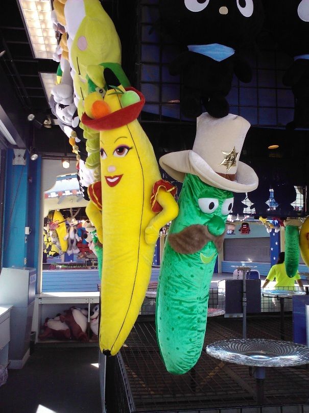 Look who I saw hanging out together at Six Flags today... | Scrolller