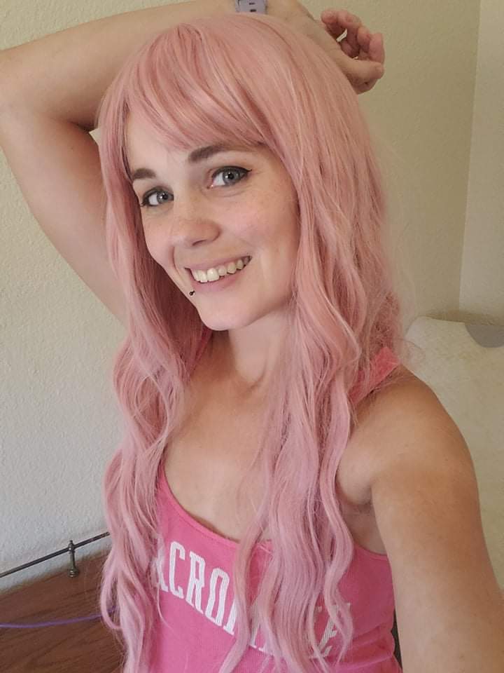 Looking for someone to bang this MILF in Denton tonigbt or tommorow. | Scrolller