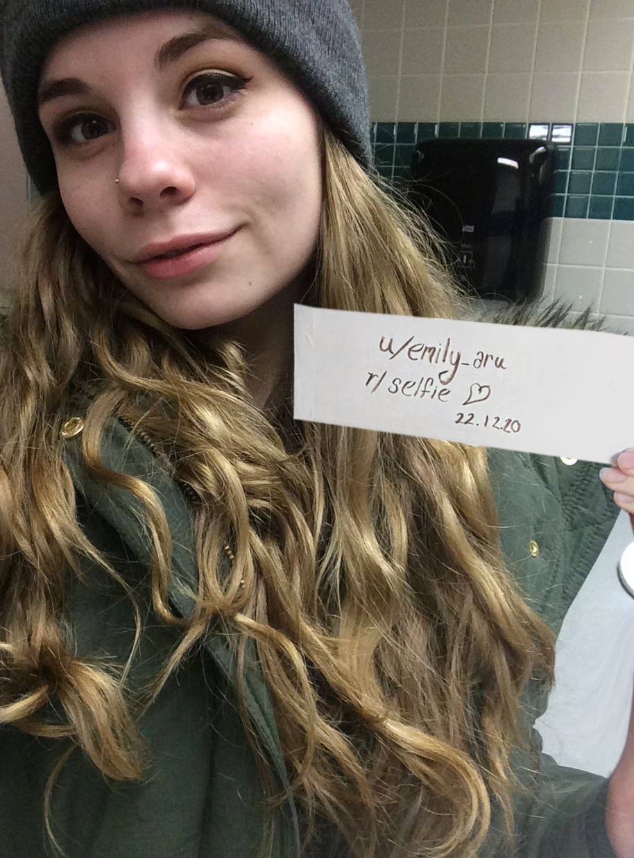Looking for verification [19F] | Scrolller