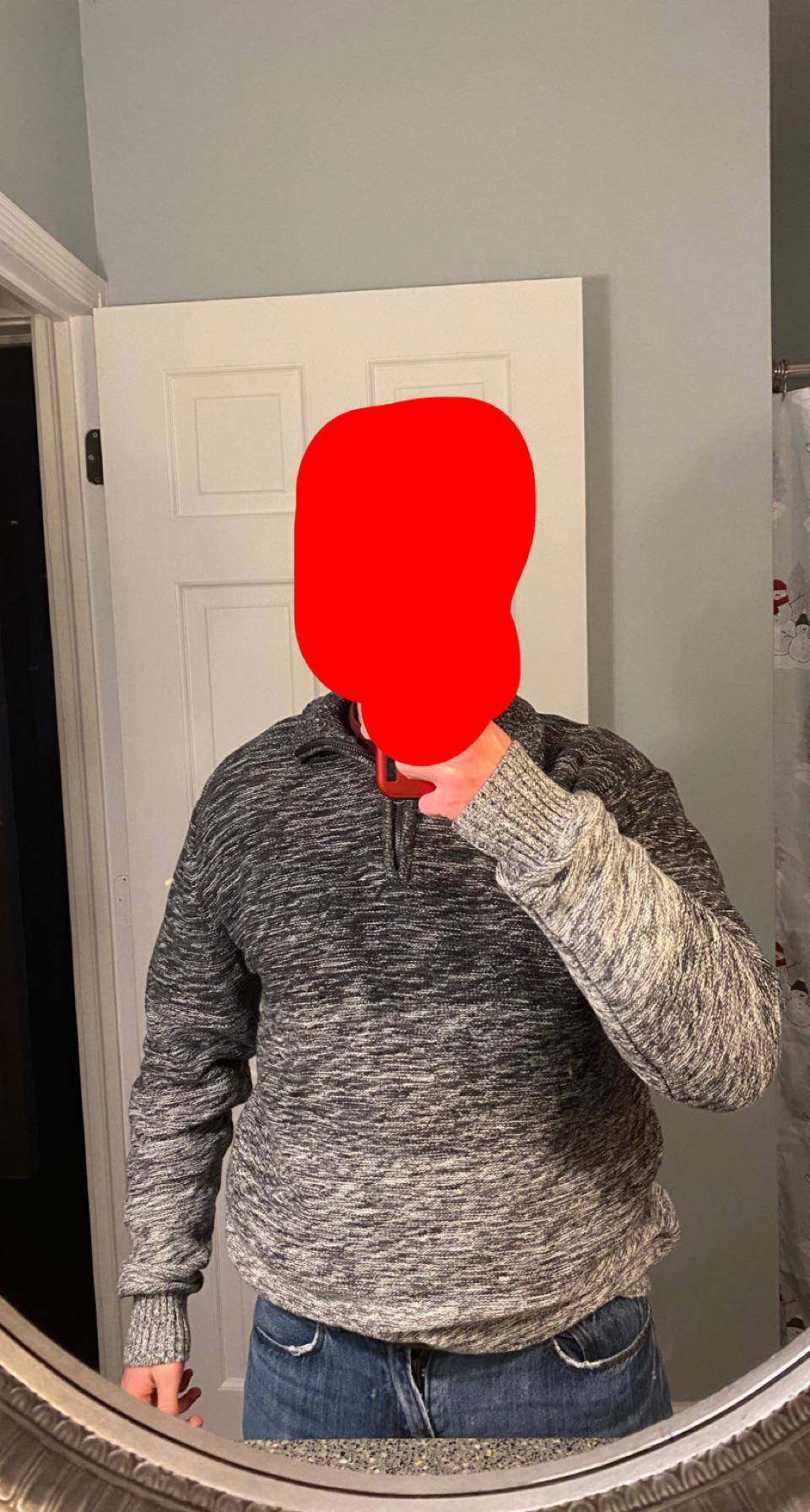 Looking large | Scrolller