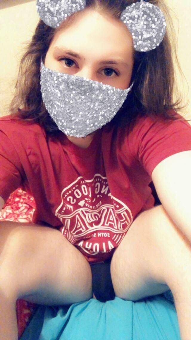 Looks so squishy and soft in this picture :P | Scrolller