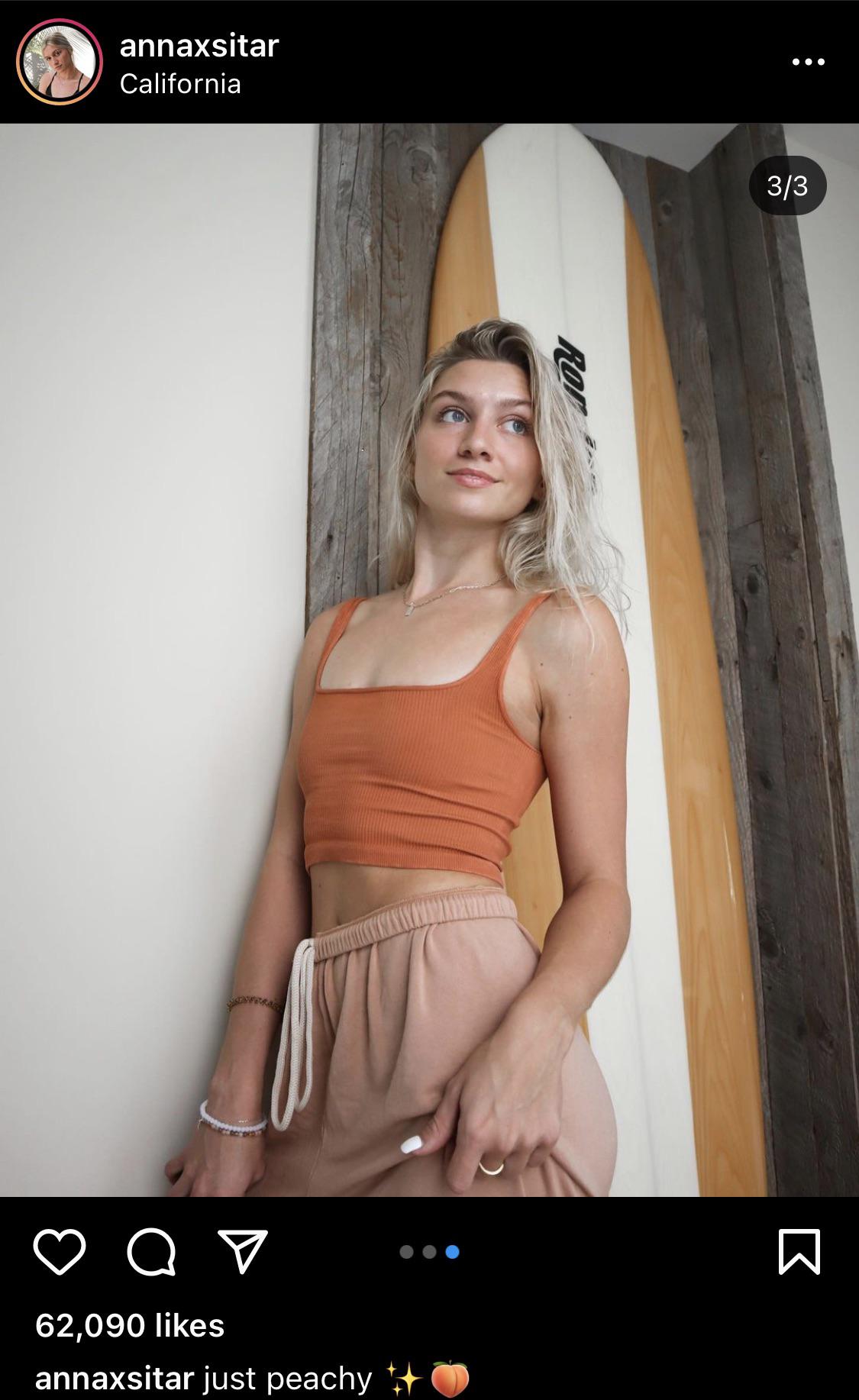 Love Anna x Sitar and her outfits, so chic😍 | Scrolller