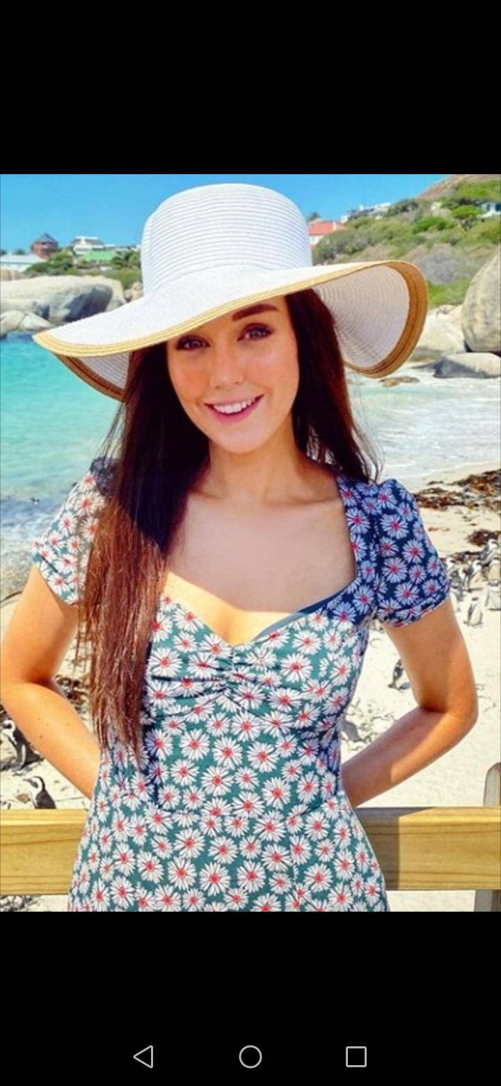 Love her hips | Scrolller