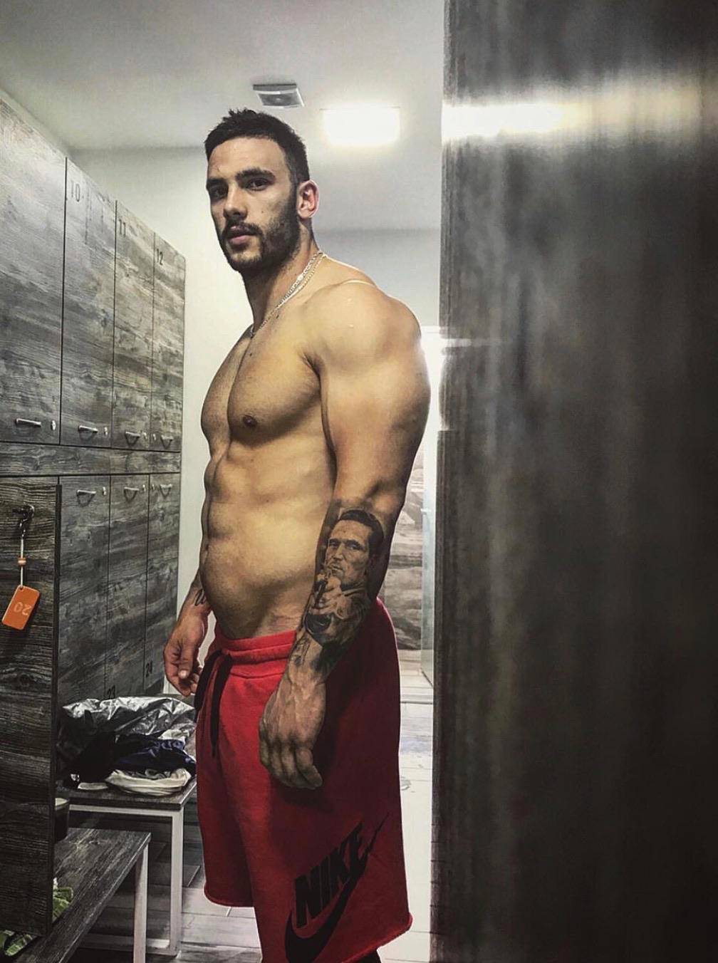 Love him | Scrolller